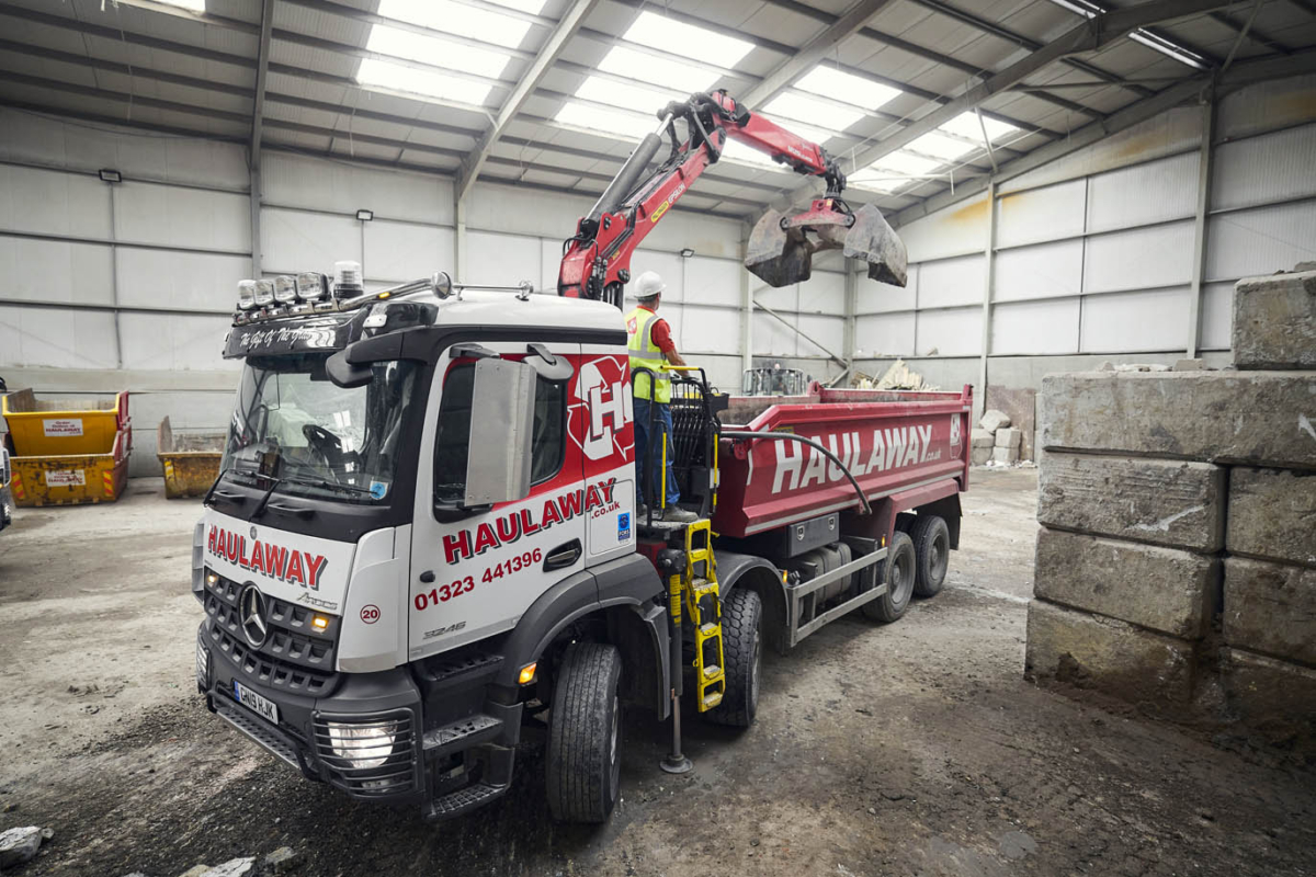 Tipper and Grab Hire - Haulaway